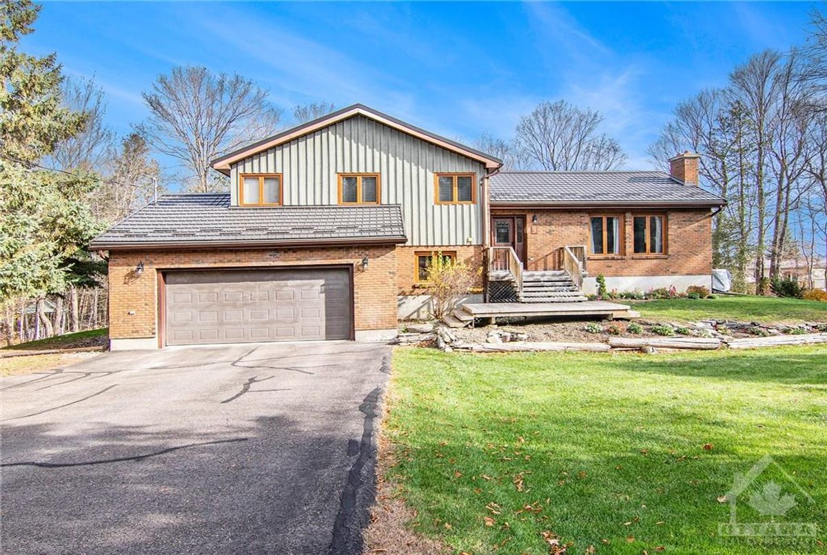 4 ROCKWOOD Drive Braeside | RE/MAX HALLMARK BROKERAGES