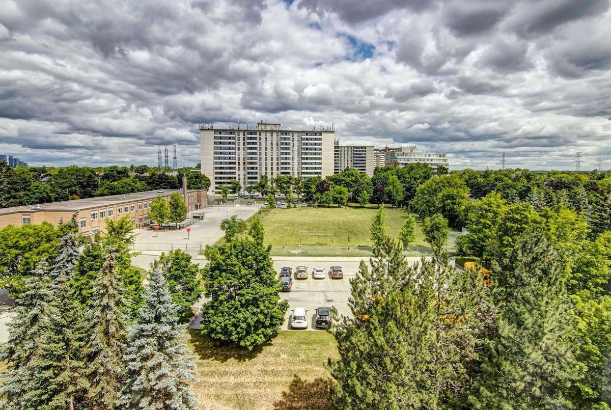 3181 Bayview Ave Toronto - Sold | David Stoddard