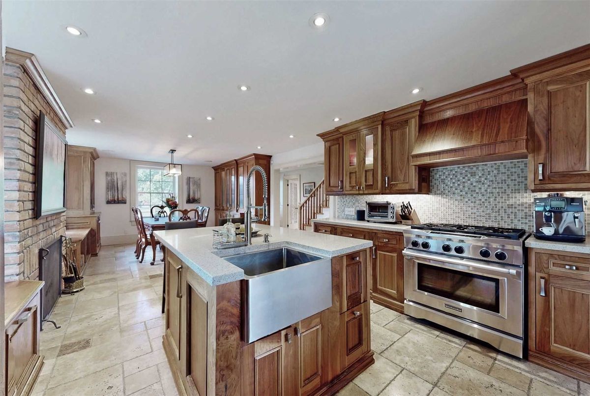 28 David Gohn Circ Markham - Sold | Hauer Brothers