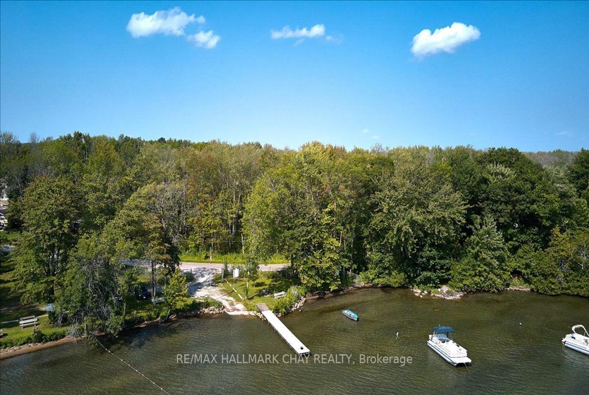 9555 Provincial Hwy 11 Severn - Sold | Christa Duits | Duits Right