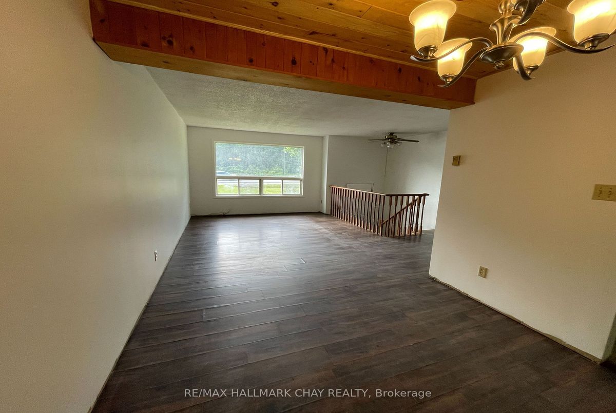 9555 Provincial Hwy 11 Severn - Sold | Christa Duits | Duits Right