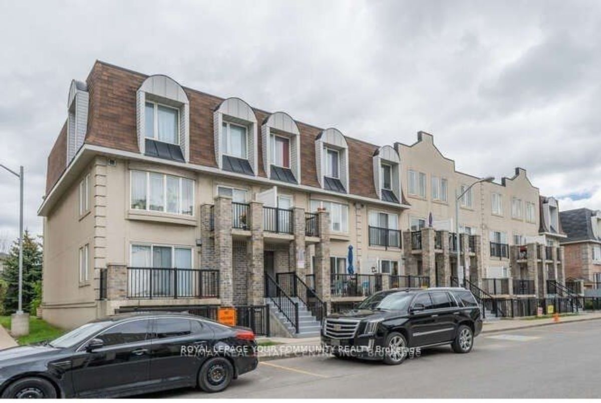 105 George Appleton Way Toronto | RE/MAX Real Estate Centre Inc.