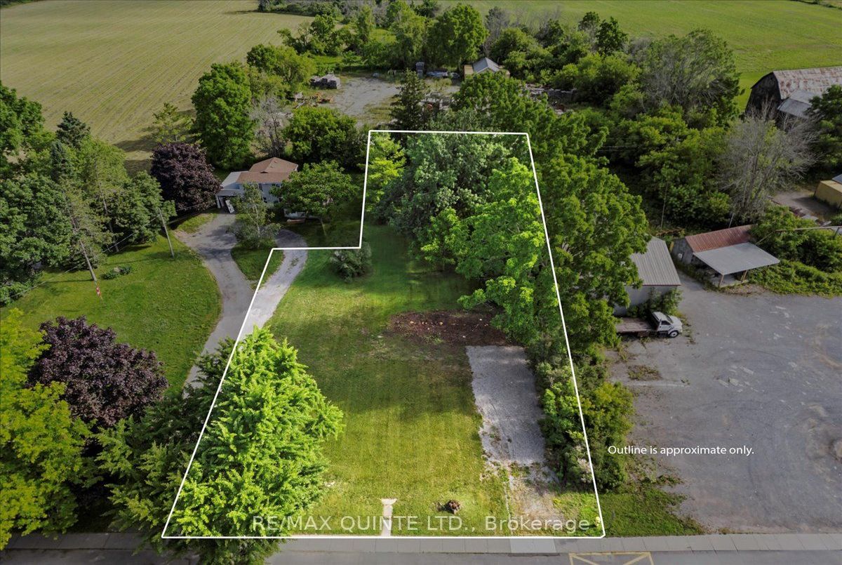 410 Main St Prince Edward County For Sale | RE/MAX HALLMARK BROKERAGES